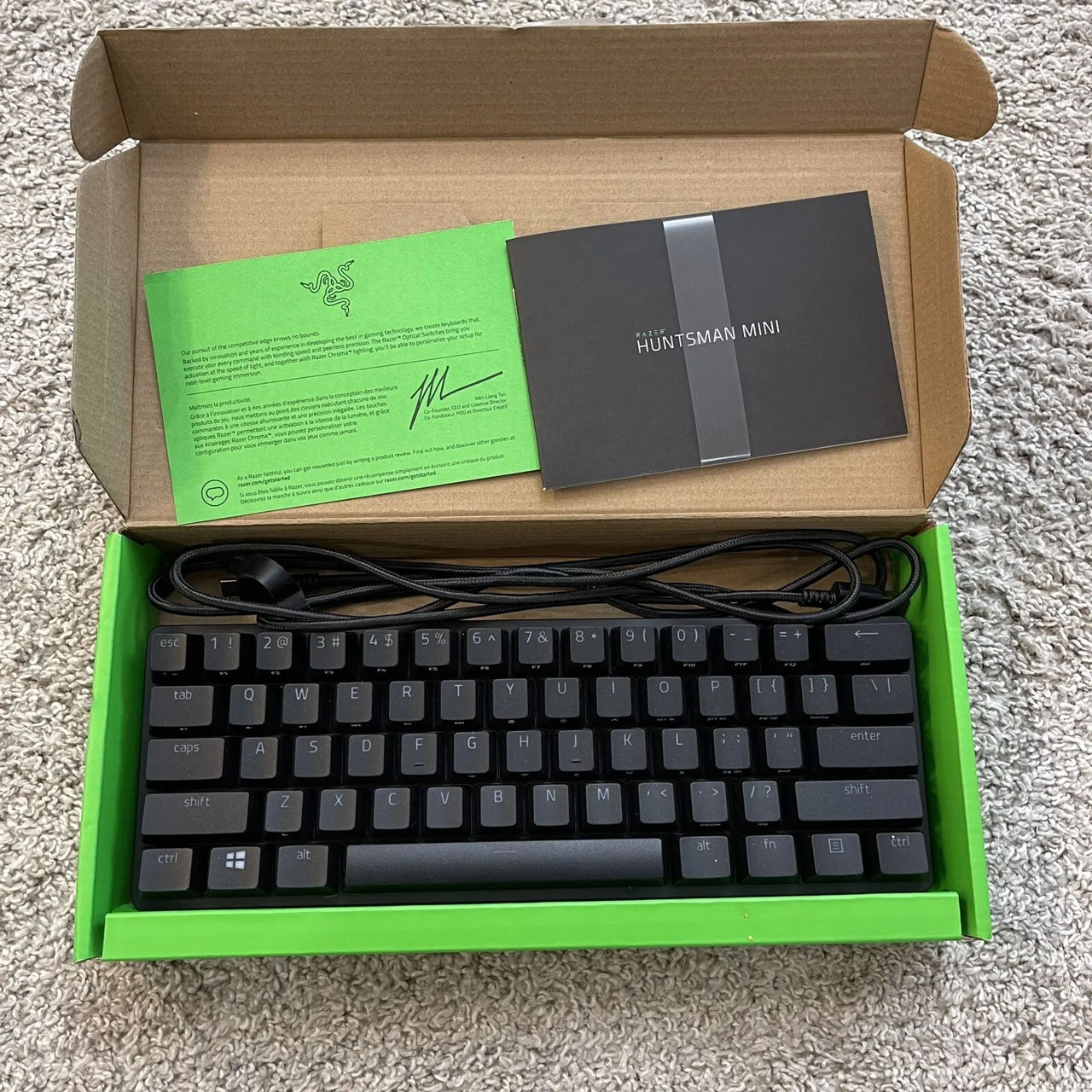 Razer Huntsman Mini 60% NOU