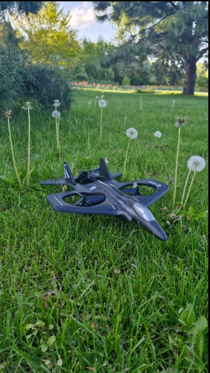 Avion drone cu camera HD