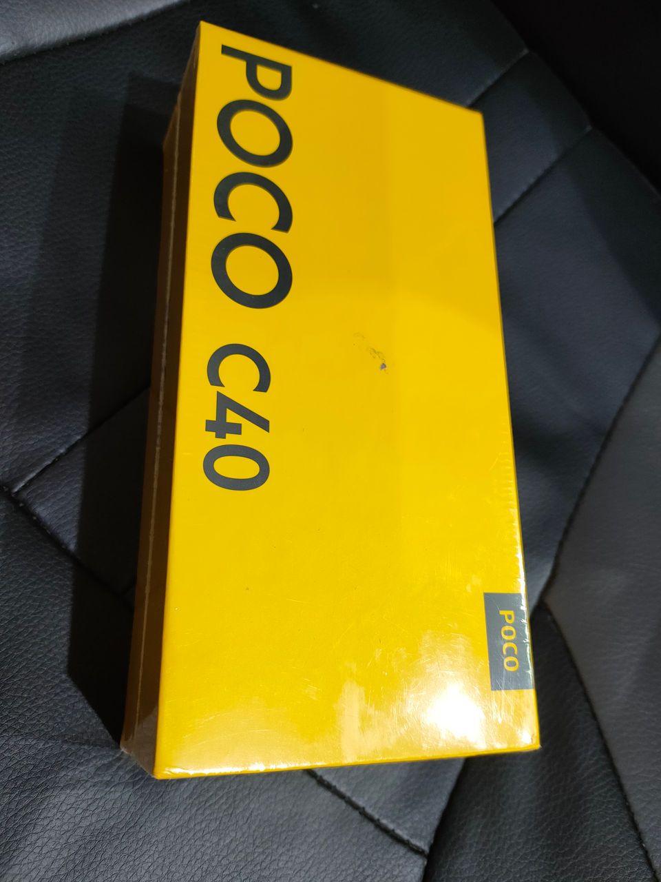 Poco C40
