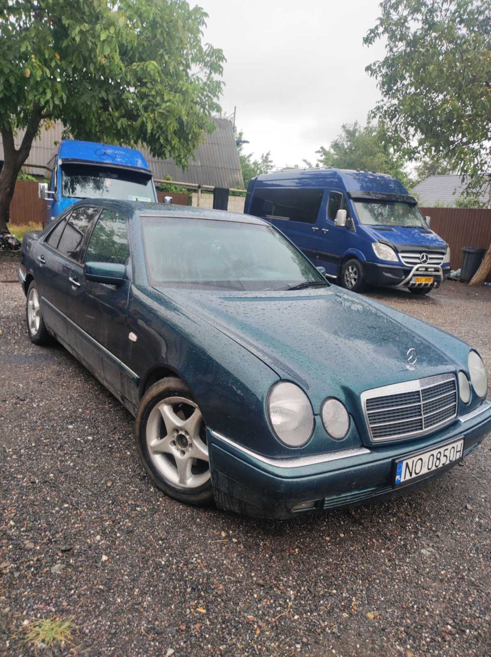 Mercedes E-Class an. 1997 cu rulaj 160000 km, Diesel, 1200