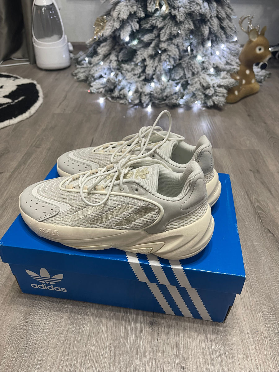 Adidas Ozelia