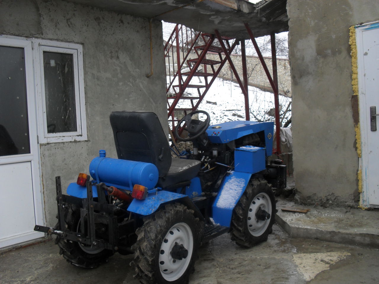 vind 2 minitractoare