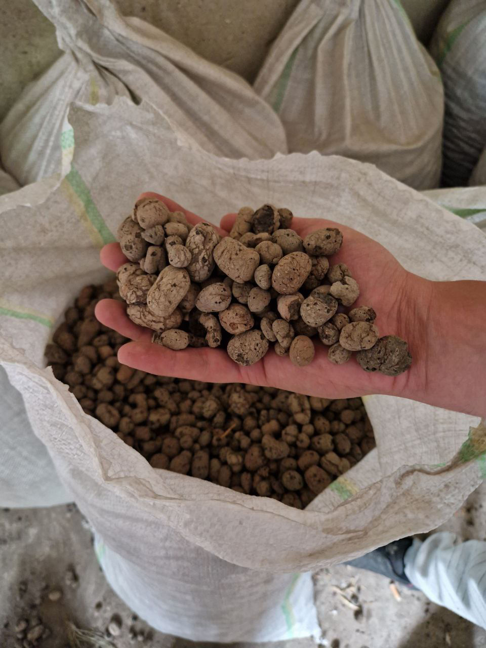 Cheramzit, Argila Expandata 75lei sac 40kg