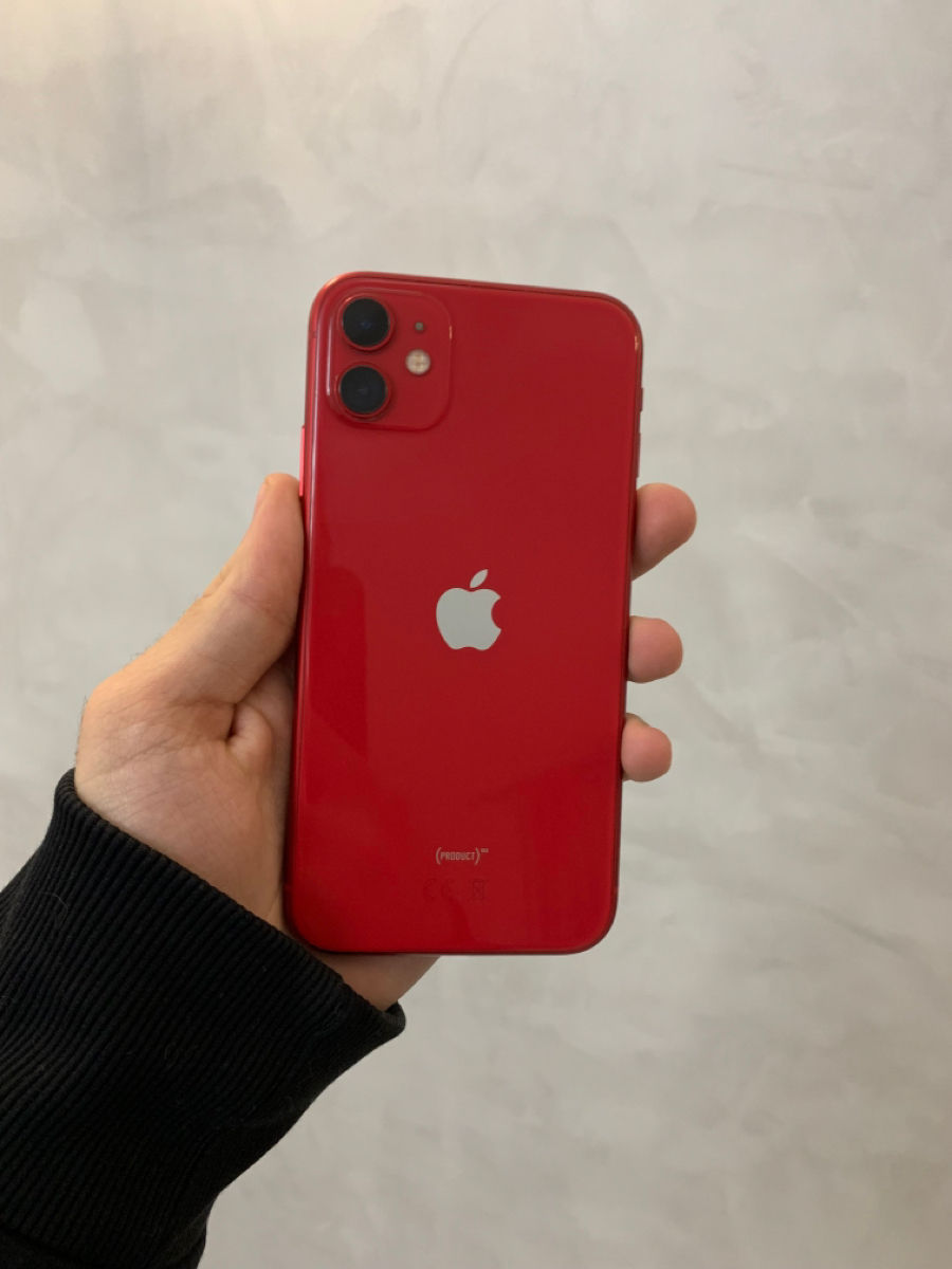 iPhone 11 Red