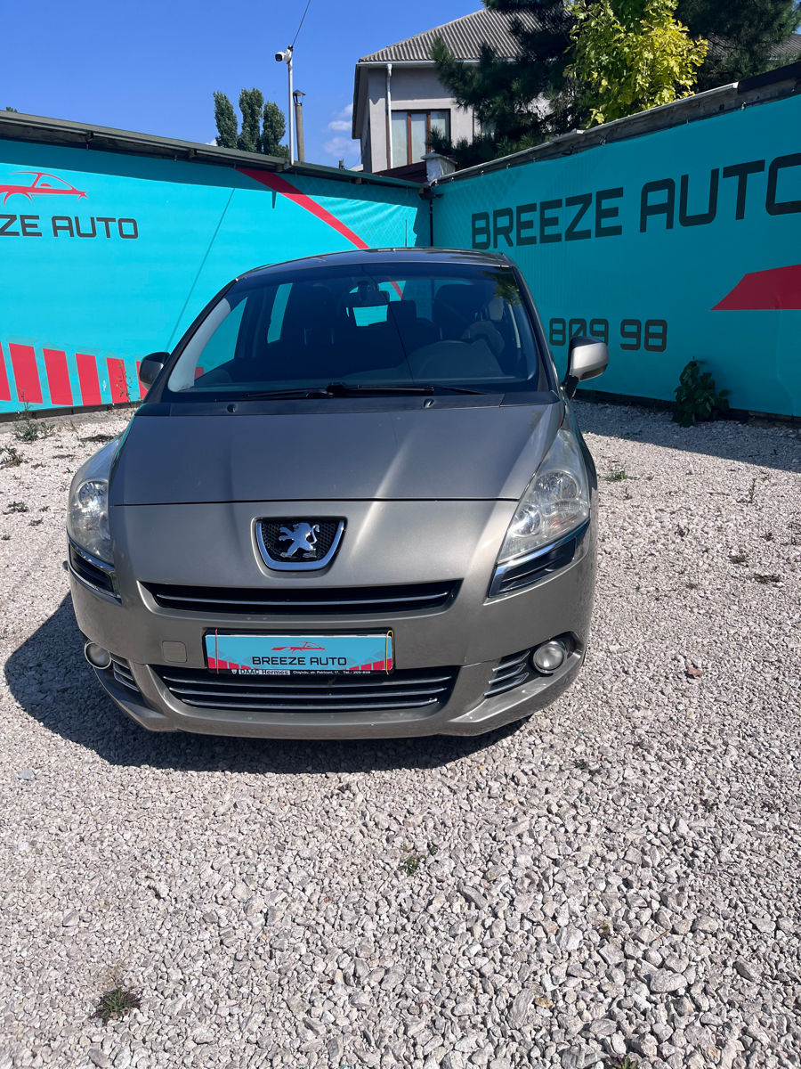 Peugeot 5008 an. 2010 cu rulaj 270000 km, Diesel, 6300