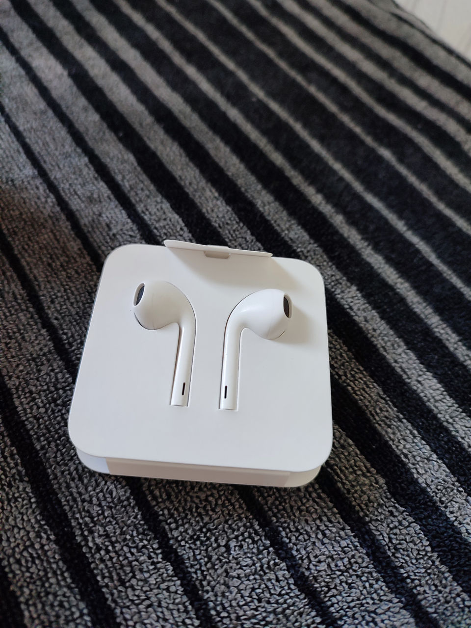 Căști originale iphone