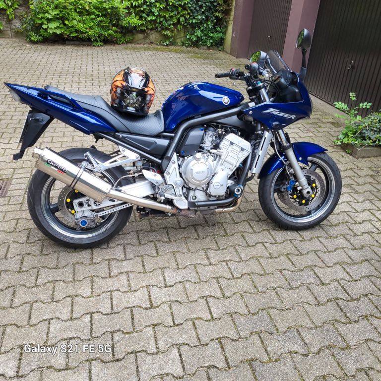 Yamaha Fzs1000