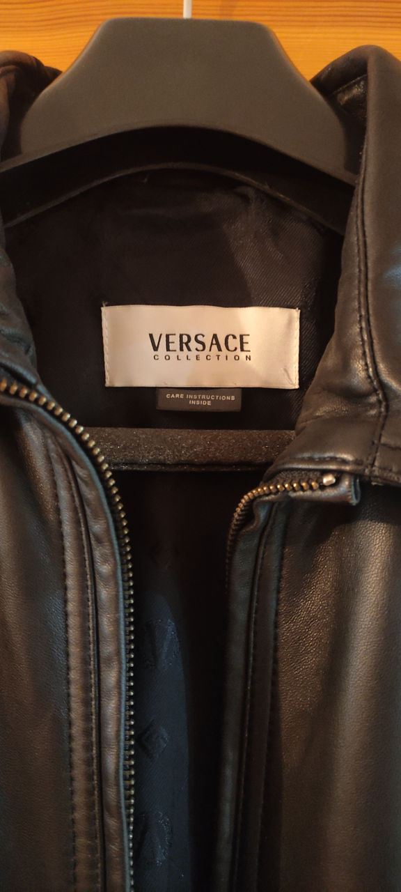 Geaca din piele Versace marimea 52