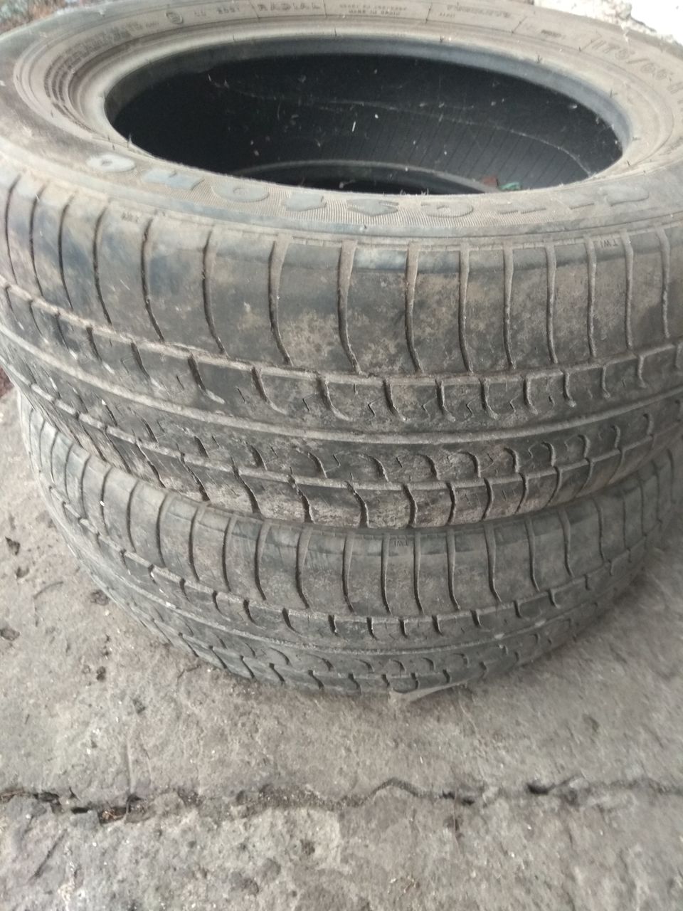 R16