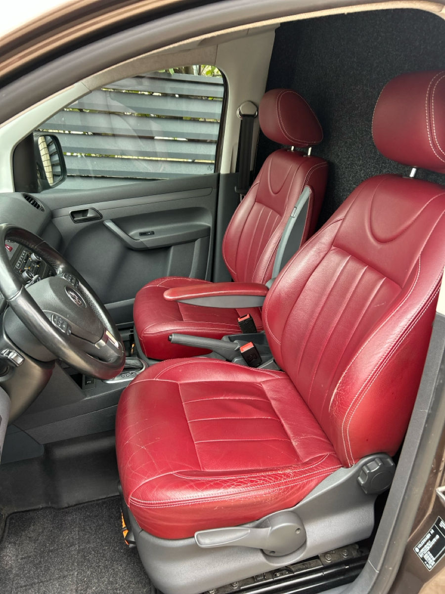 Volkswagen Caddy an. 2013 cu rulaj 226000 km, Diesel, 9400