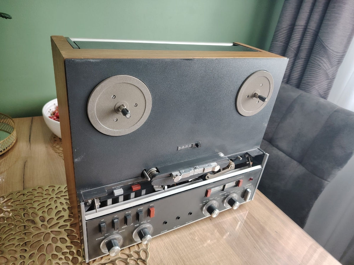 Magnetofon cu bobine REVOX A 77