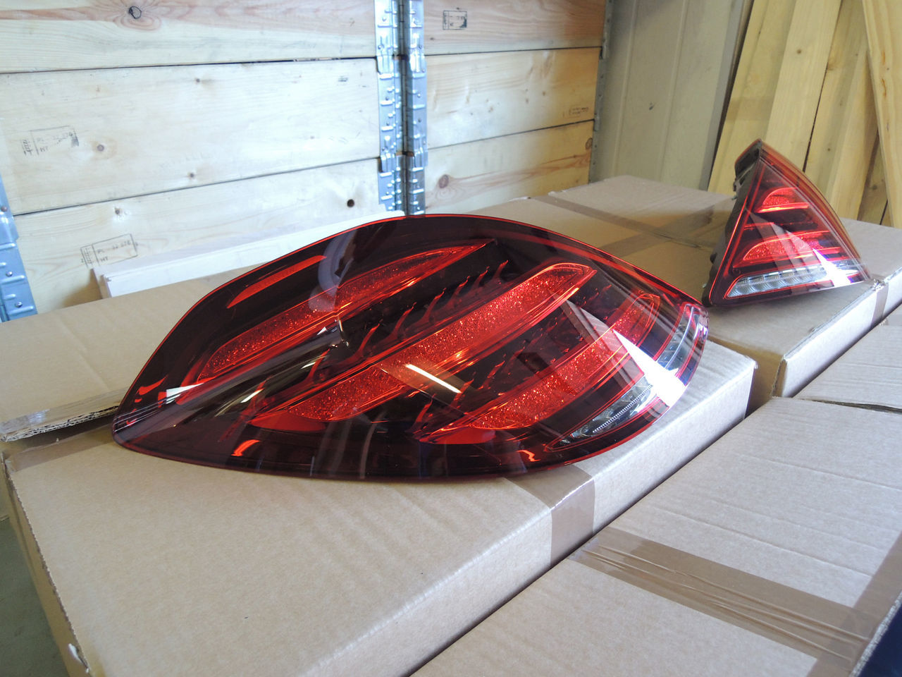 Original Mercedes S W222 A2229066904 A2229067004 Рестайлинг 195