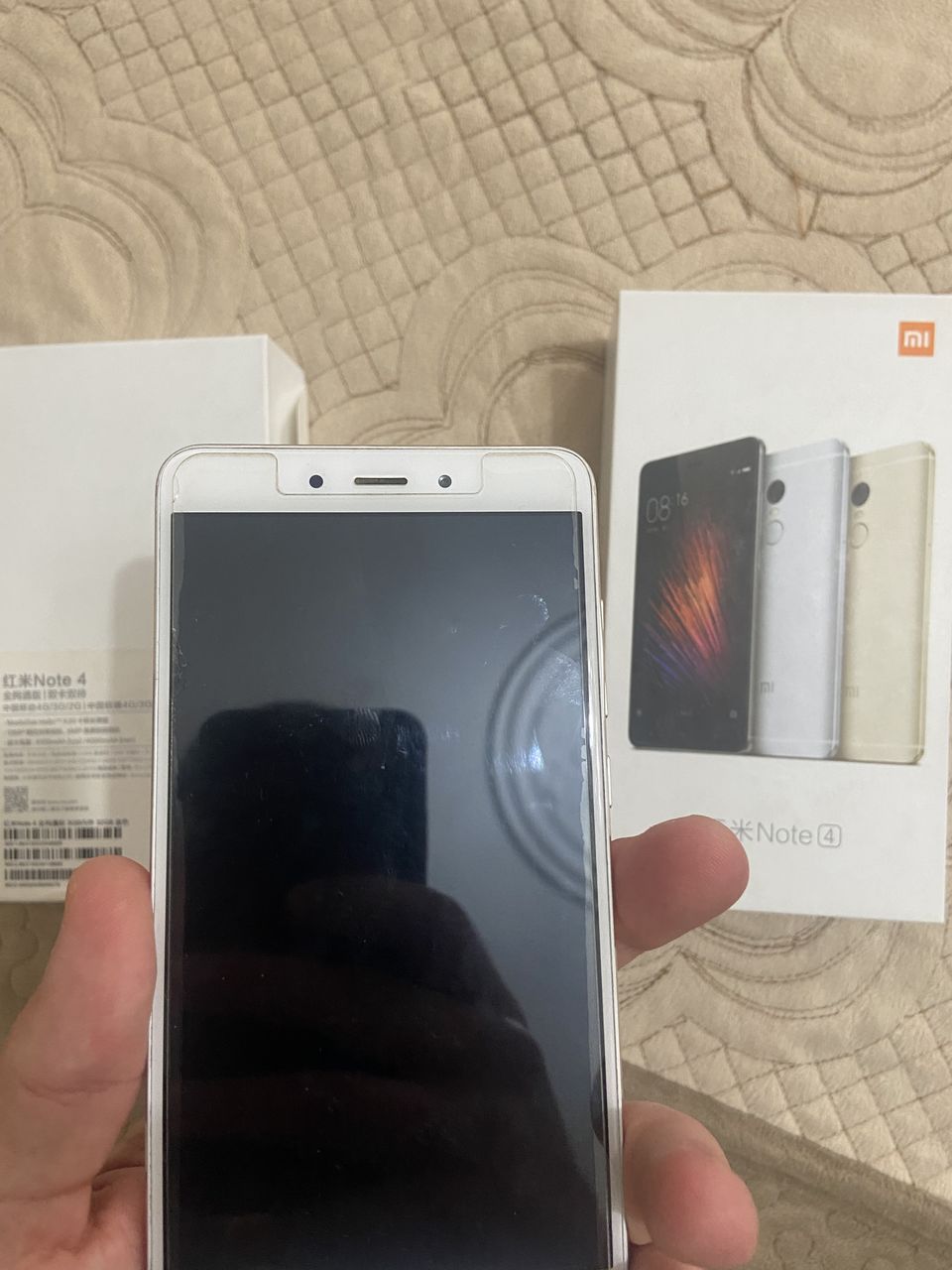 Xiaomi Redmi Note 4 / Oppo a12