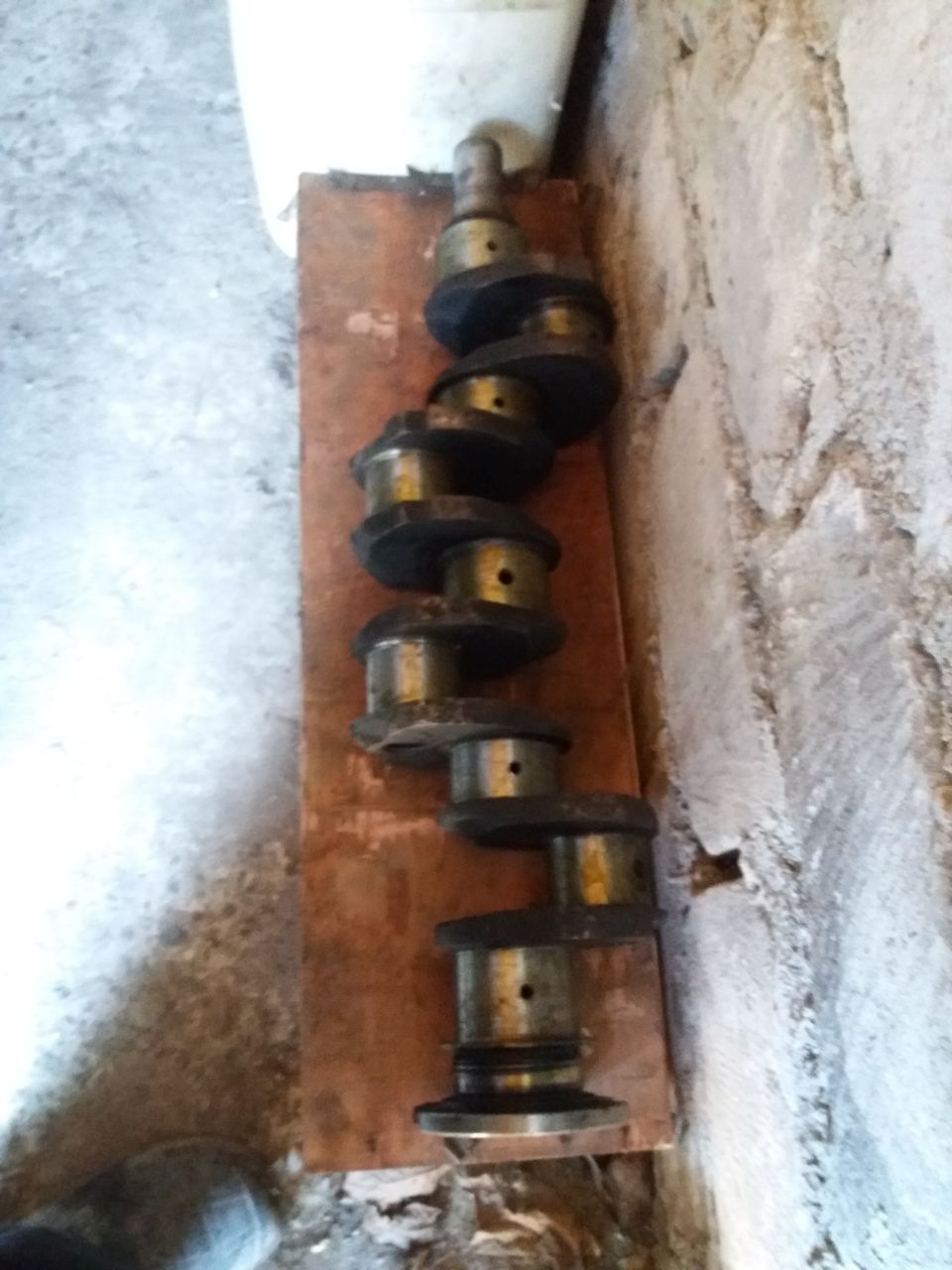 Plug 4000 leiși colenval iumz 4000lei