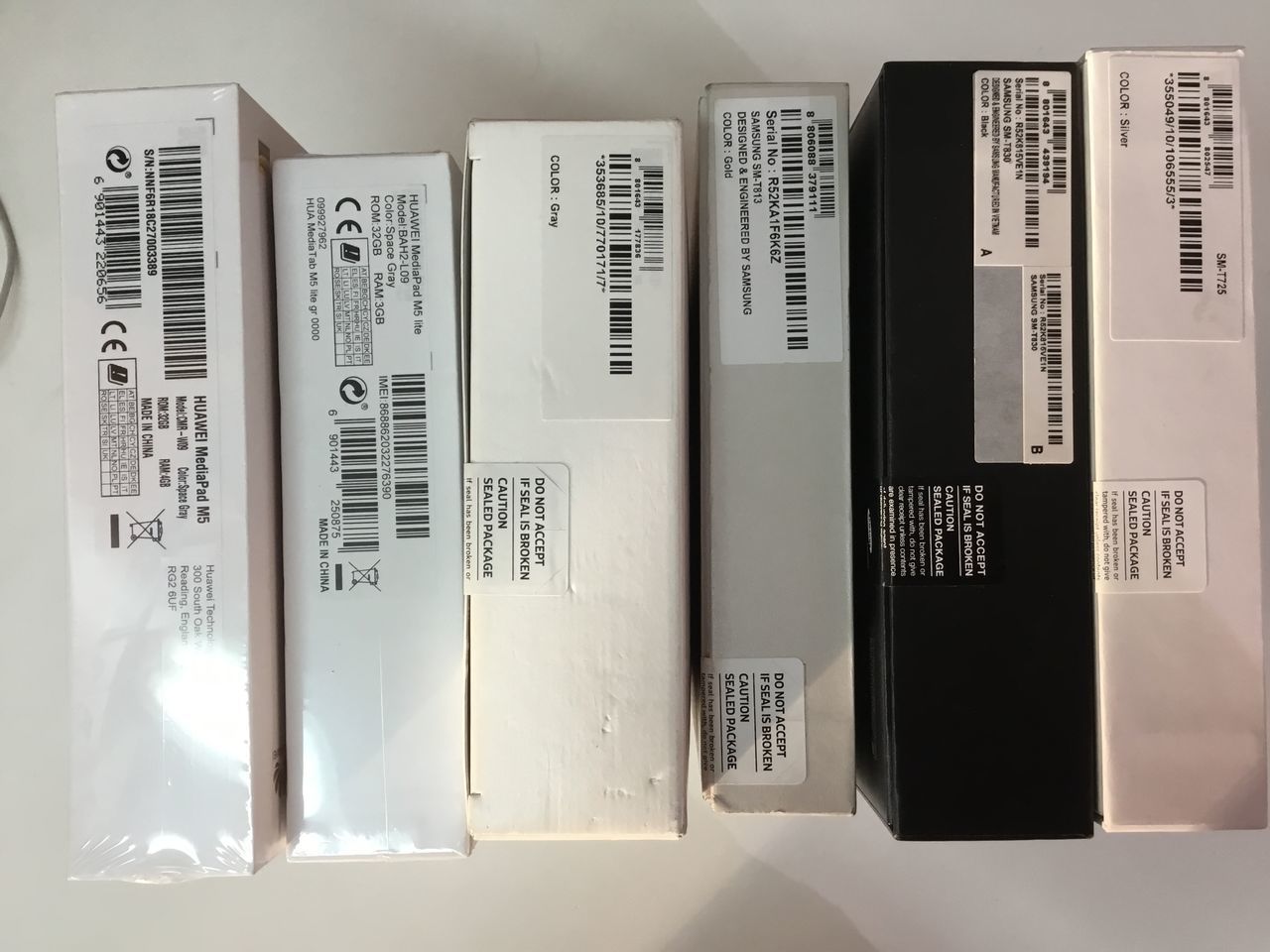 iPad Pro 12.9 model : A1876 2018 512GB Wi Fi Silver 1100 euro