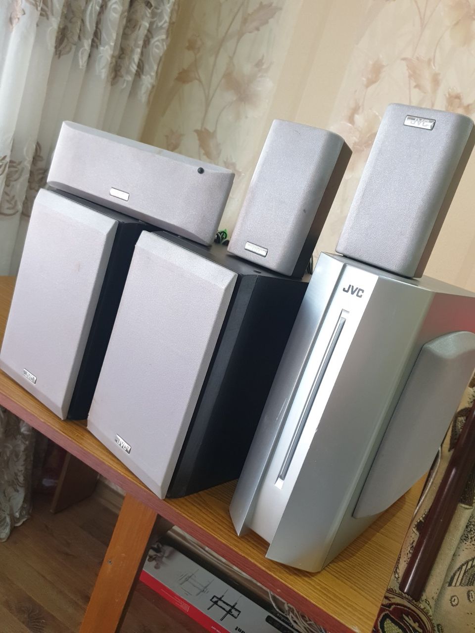 Продам колонки с буфером !! Без торга