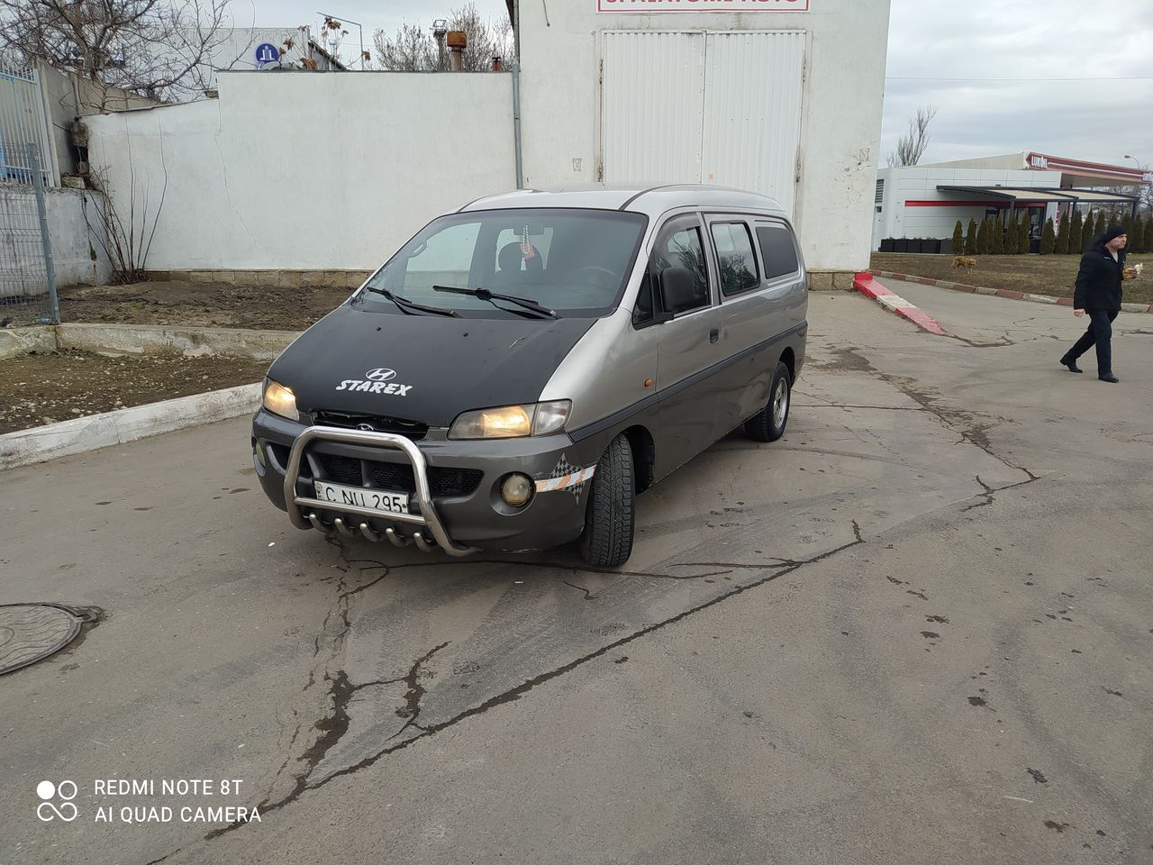 Hyundai H200