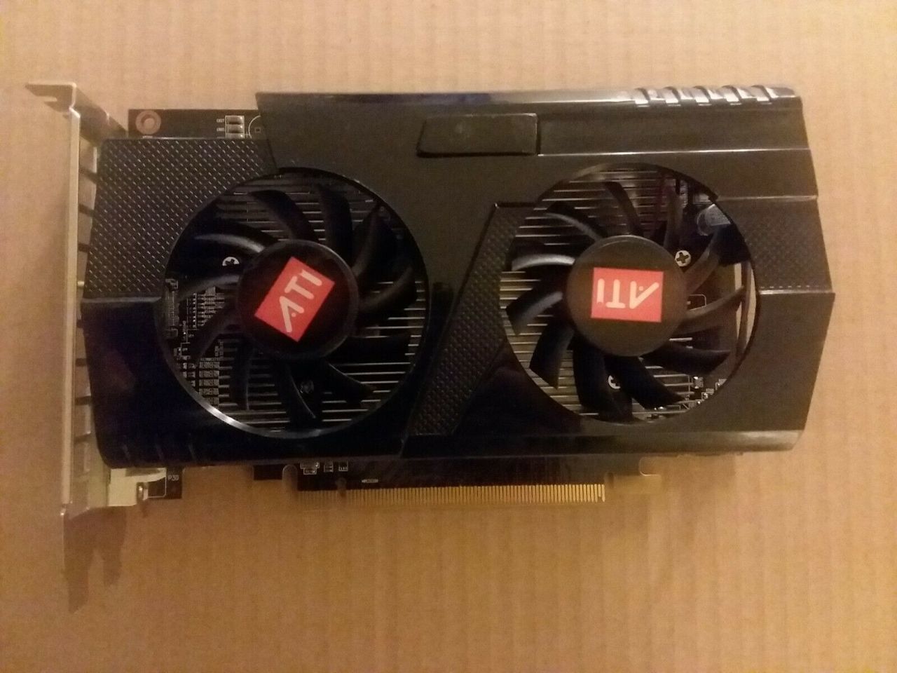 ATI Radeon HD 7570 4GB GDDR5 128BIT
