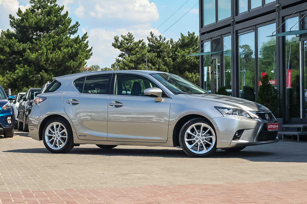 Lexus CT Series an. 2016 cu rulaj 205500 km, Hybrid, 14990