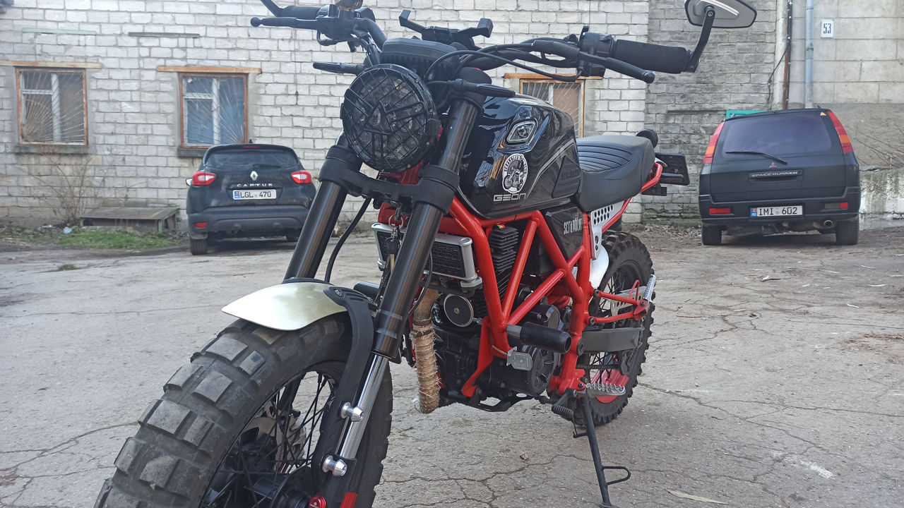 Geon Geon Scrambler 250