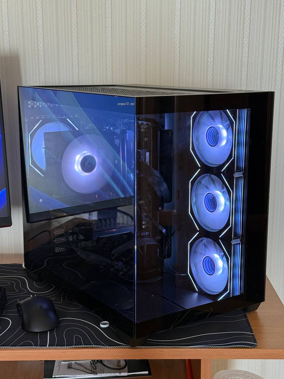 Gaming PC + Monitor 144+fps