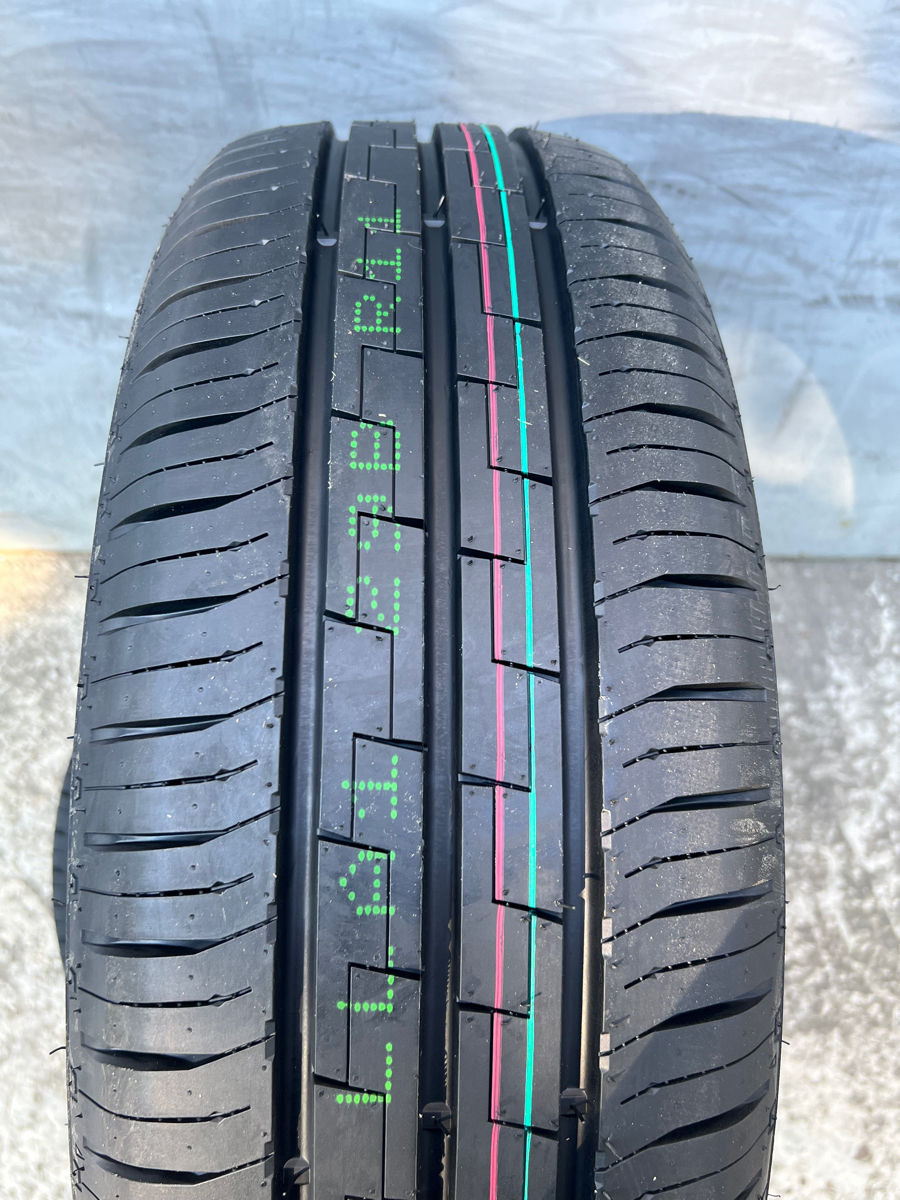 215/60 R17C Tracmax Xprivilo RF19/ Доставка, livrare toata Moldova