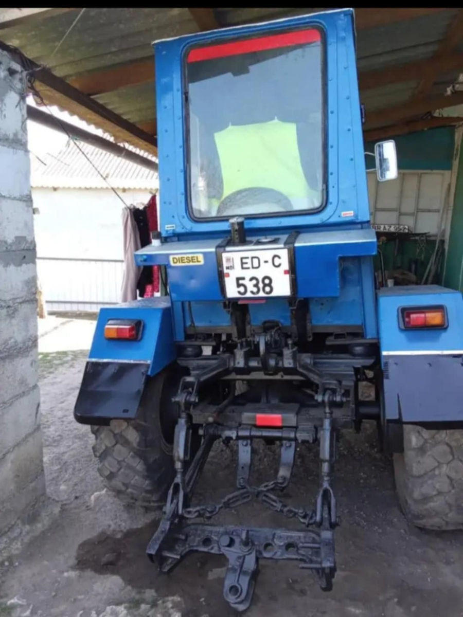 Se vinde tractor