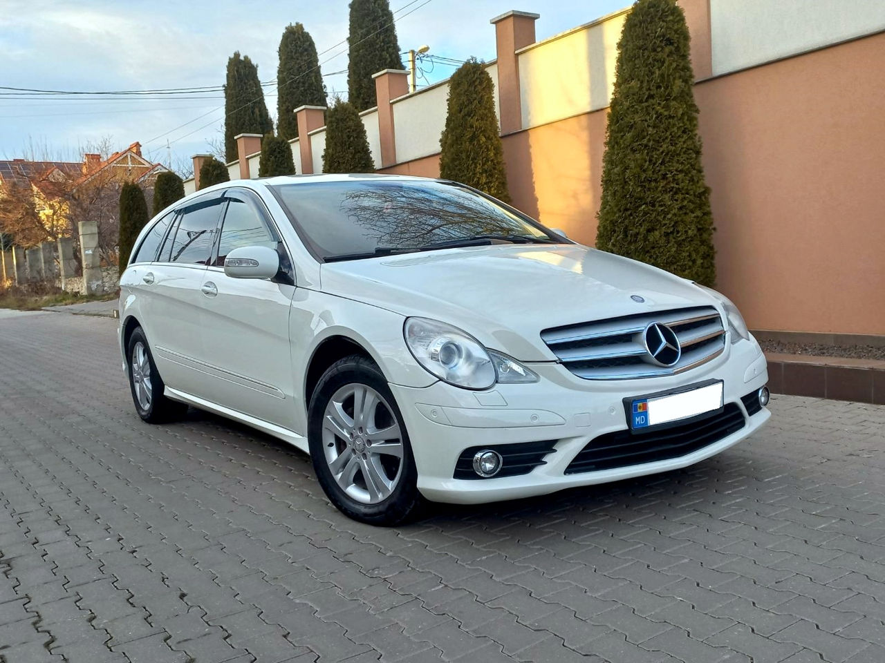 Mercedes R-Class