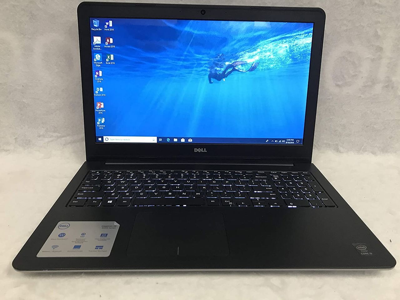 Dell 5548//cpui5 5200u //8gb/ssd256/VIDEO amd r7 m260/glosy hd