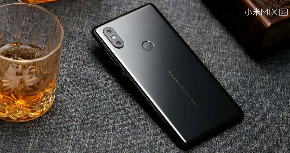 Mi Mix 2S 6/64; Mi 8 Lite 4/64, 6/128; Mi Max 3 4/64; Redmi S2 4/64