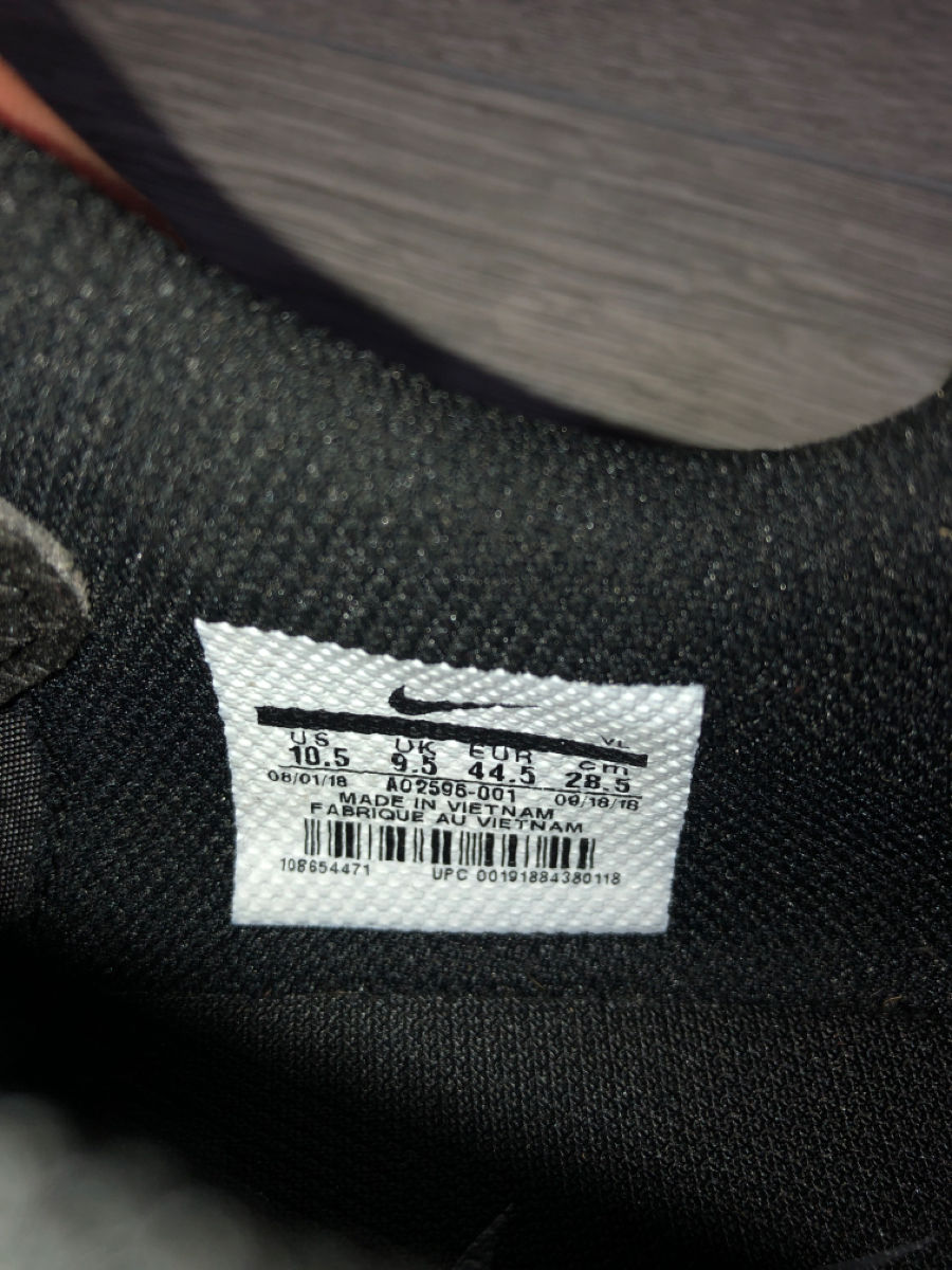 Adidași cu crampoane nike tiempo