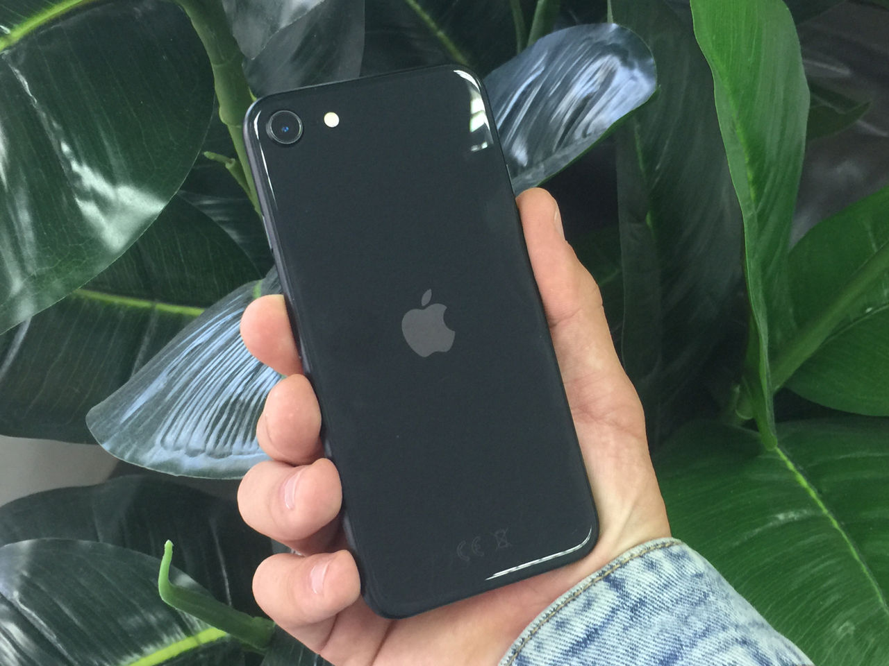 iPhone SE 2020 64 GB