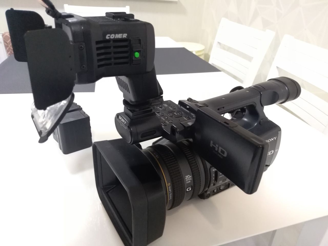 Sony HDR AX2000E(aproape noua)