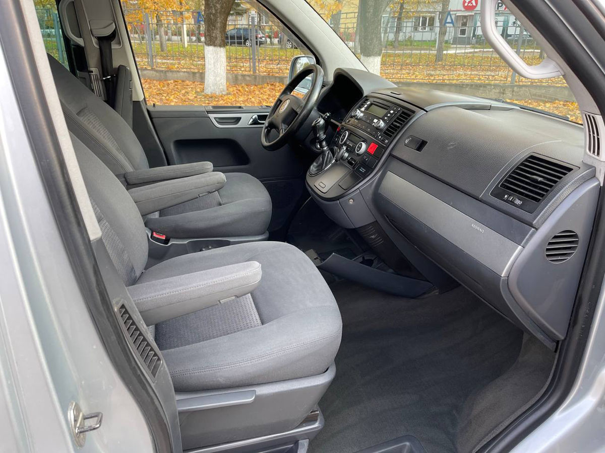 Volkswagen Multivan t5