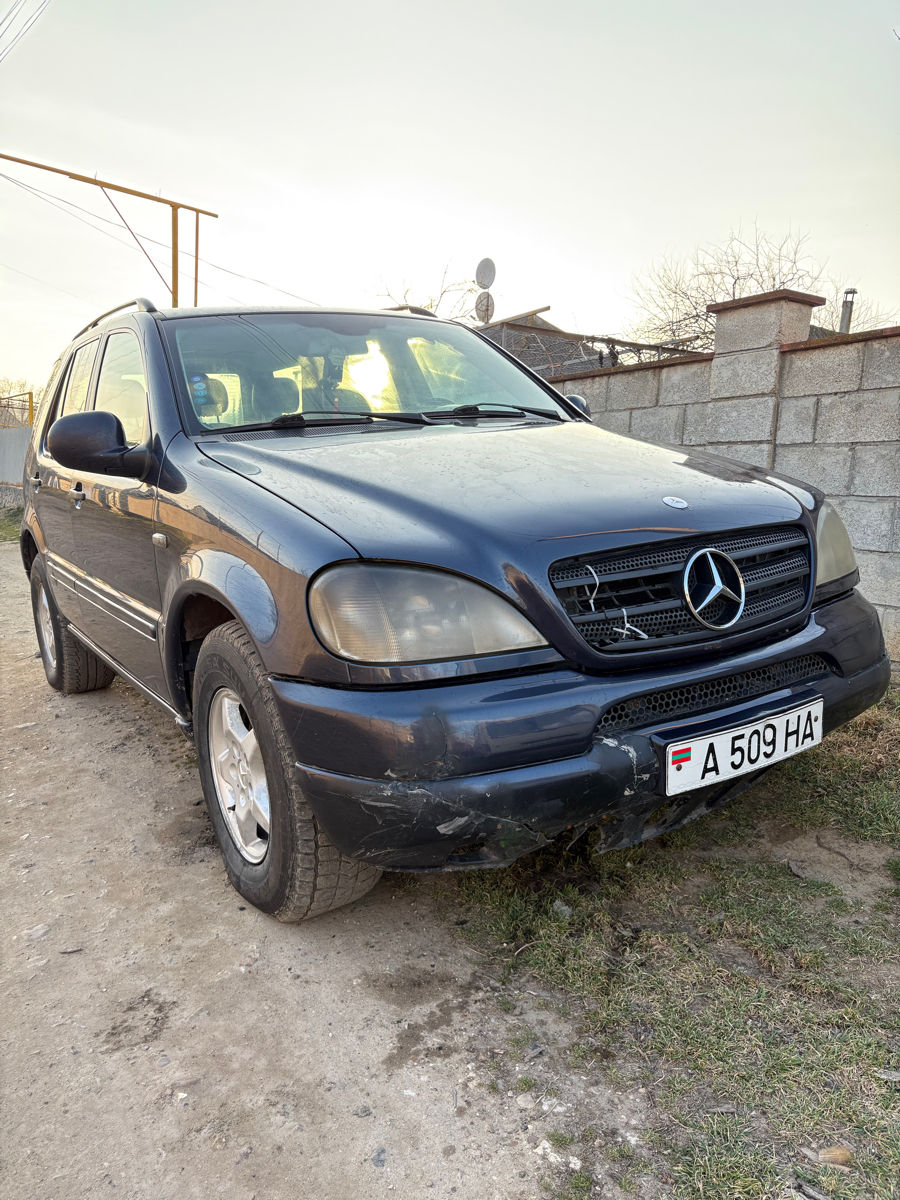 Mercedes M-Class