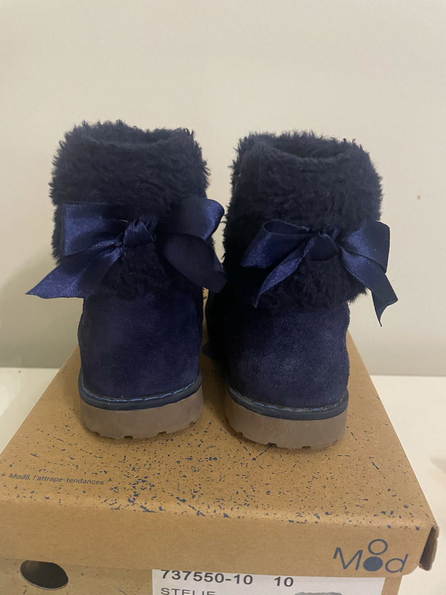 Cizme Kickers marimea 23