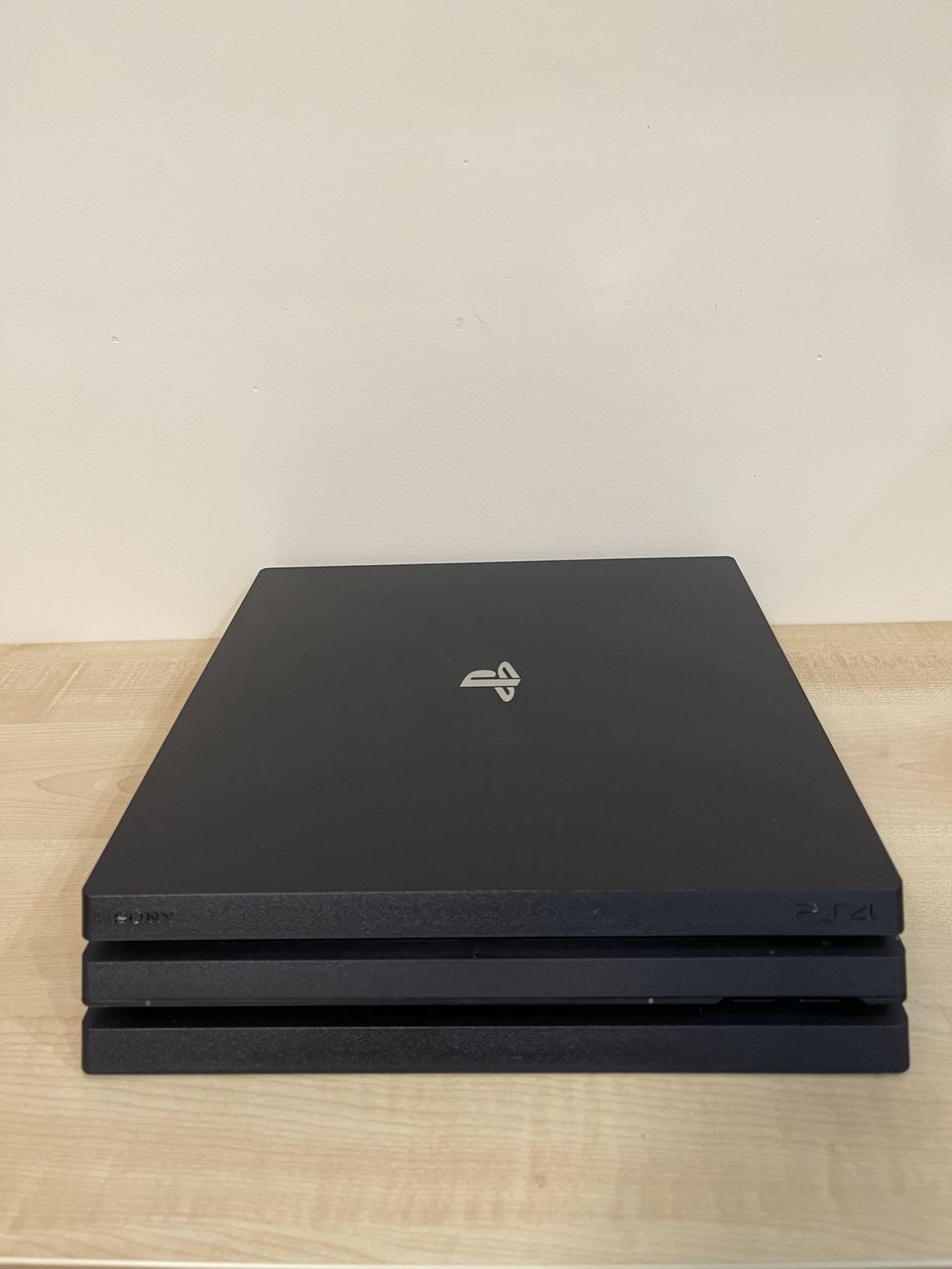 Vind playstation 4 Pro