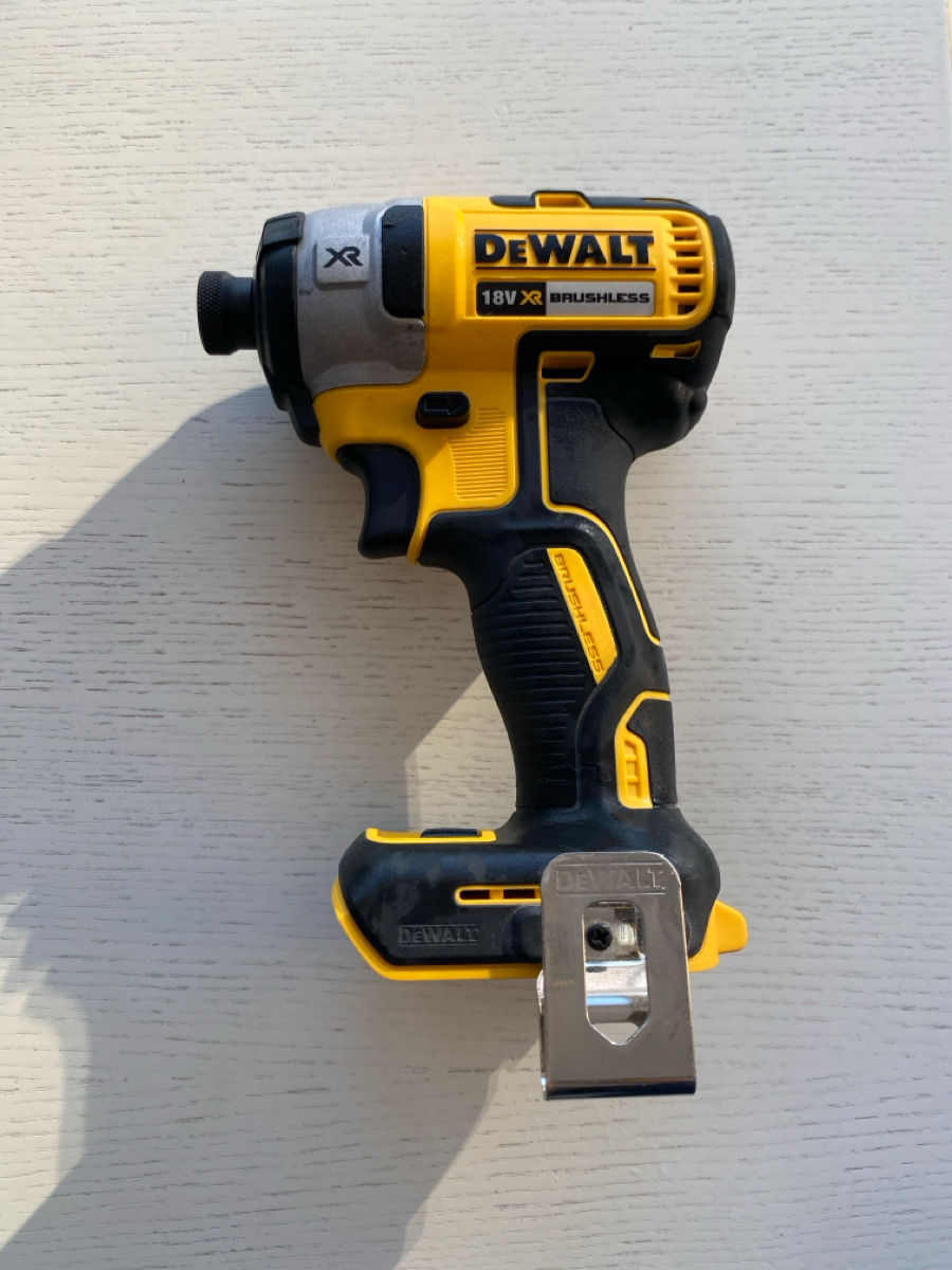 DeWalt DCF887