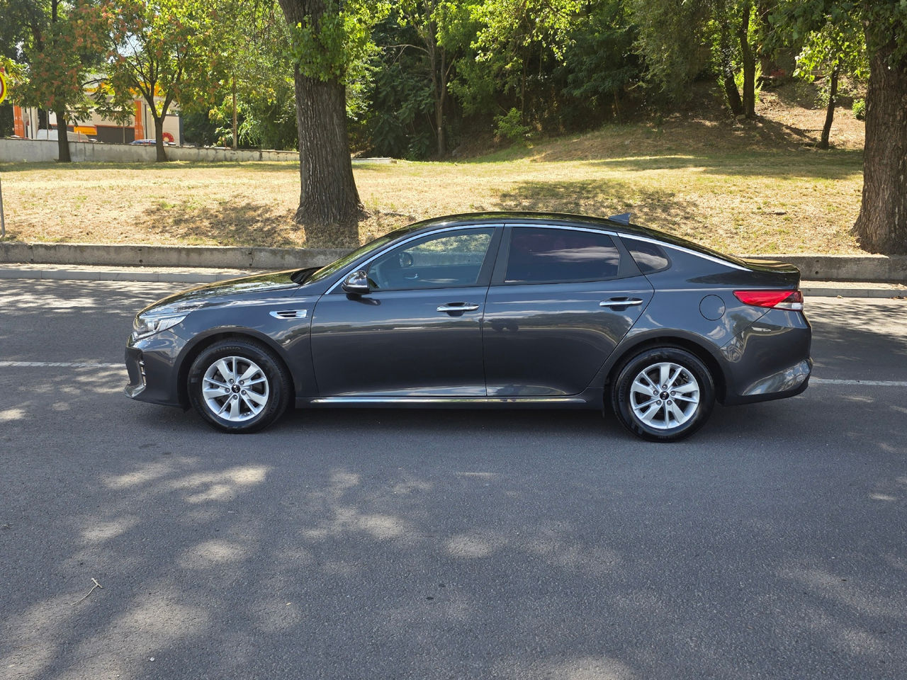 KIA K5 an. 2017 cu rulaj 108000 km, Diesel, 11999