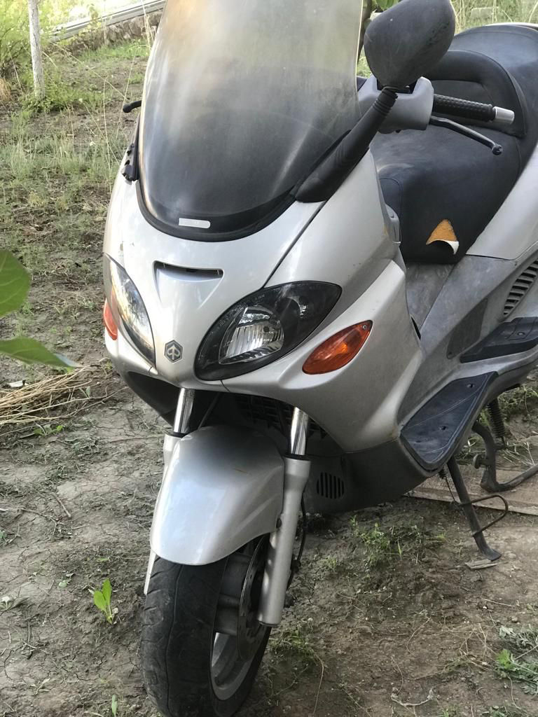 Piaggio X9 250