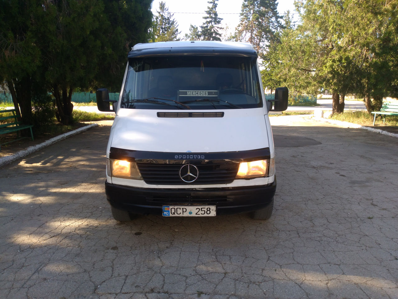 Mercedes SPRINTER 212 D
