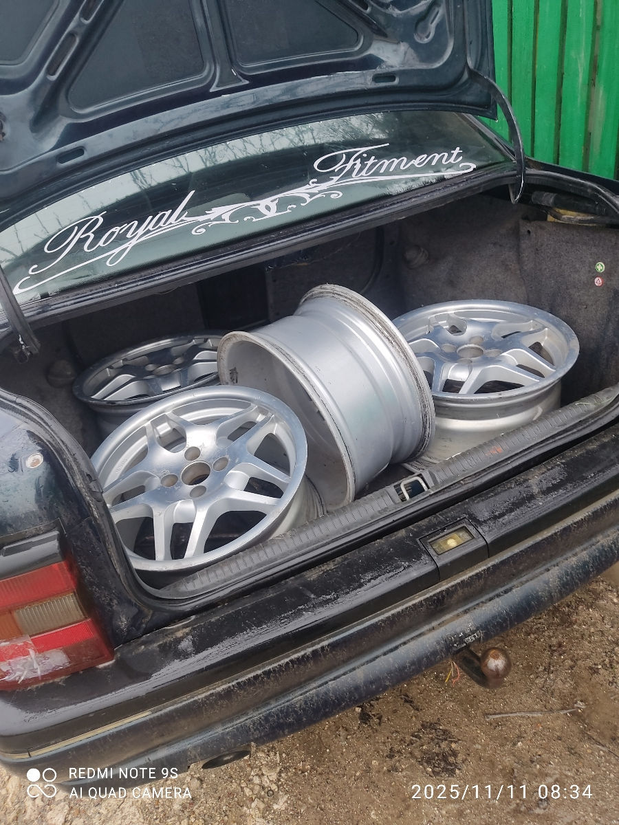 Opel Vectra an. 1995 cu rulaj 258032 km, Benzină, 1600