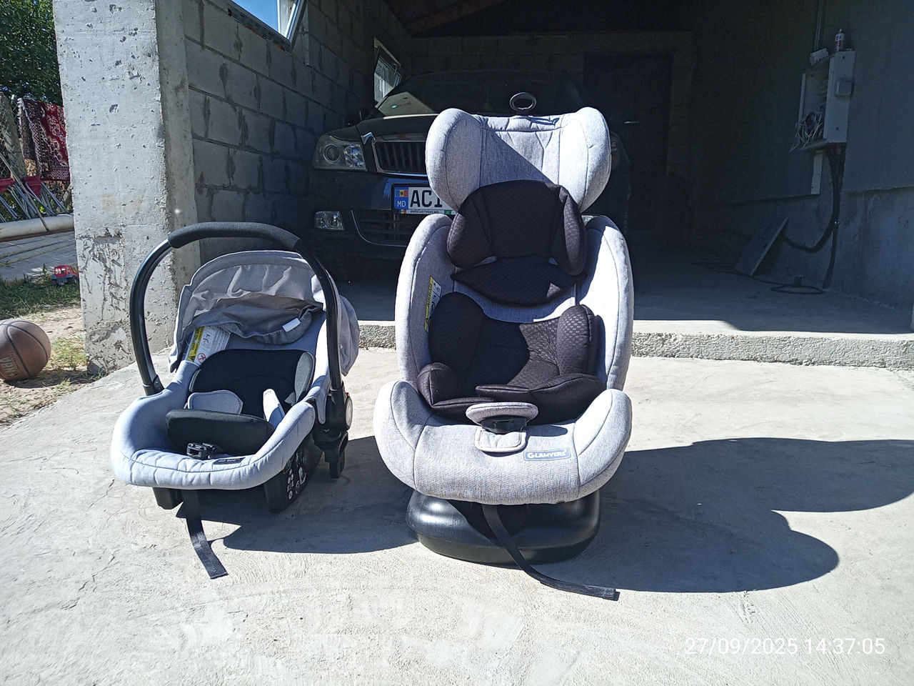 Scaune pentru copii în stare foarte buna.