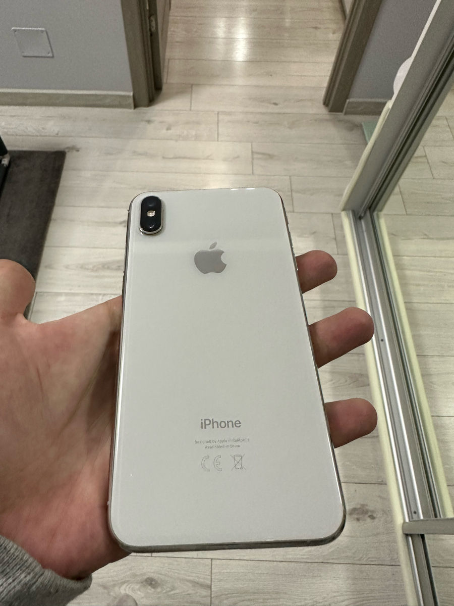 iPhone XS Max Silver 64GB