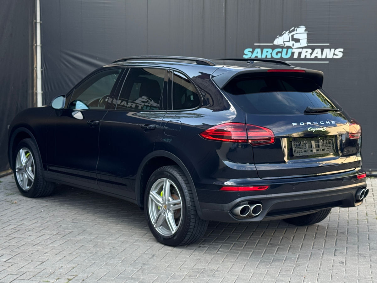 Porsche Cayenne an. 2016 cu rulaj 180000 km, Hybrid, 23900