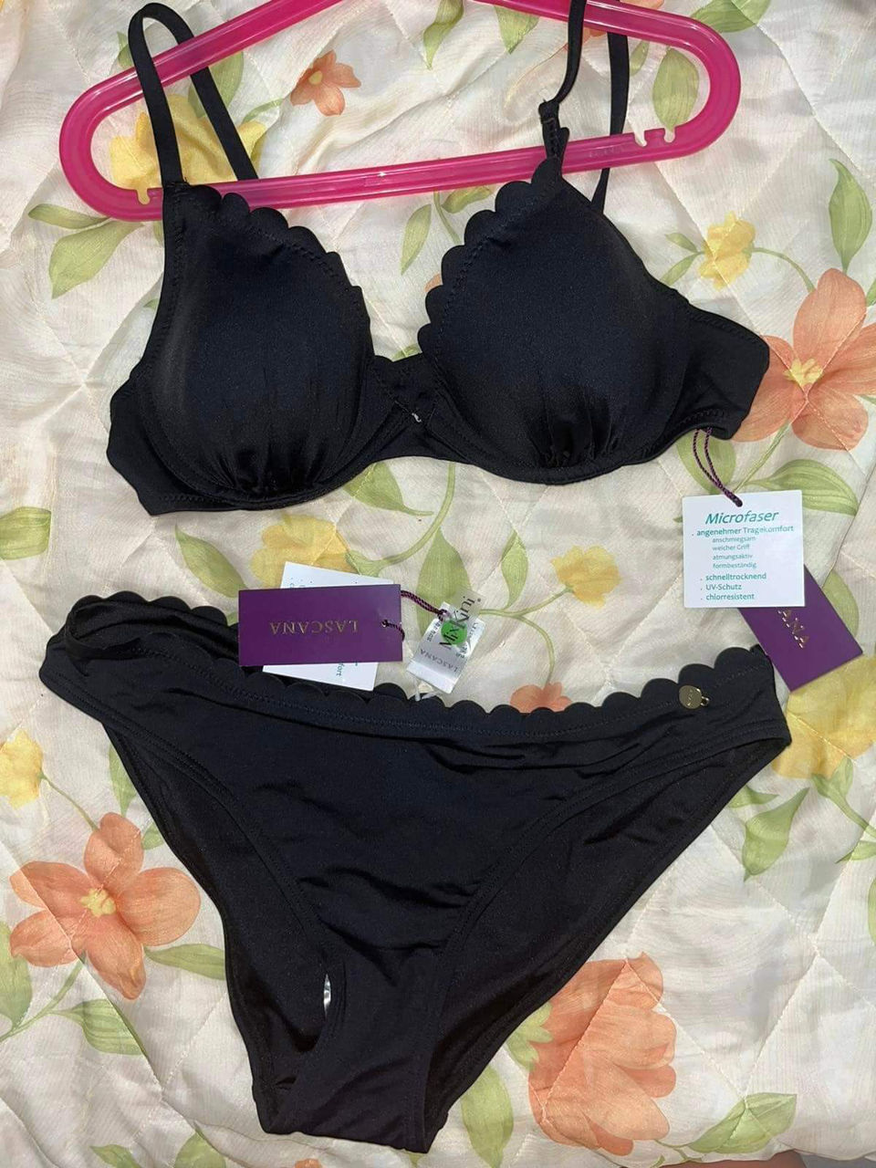 Costume de baie noi,si topuri pentru sport