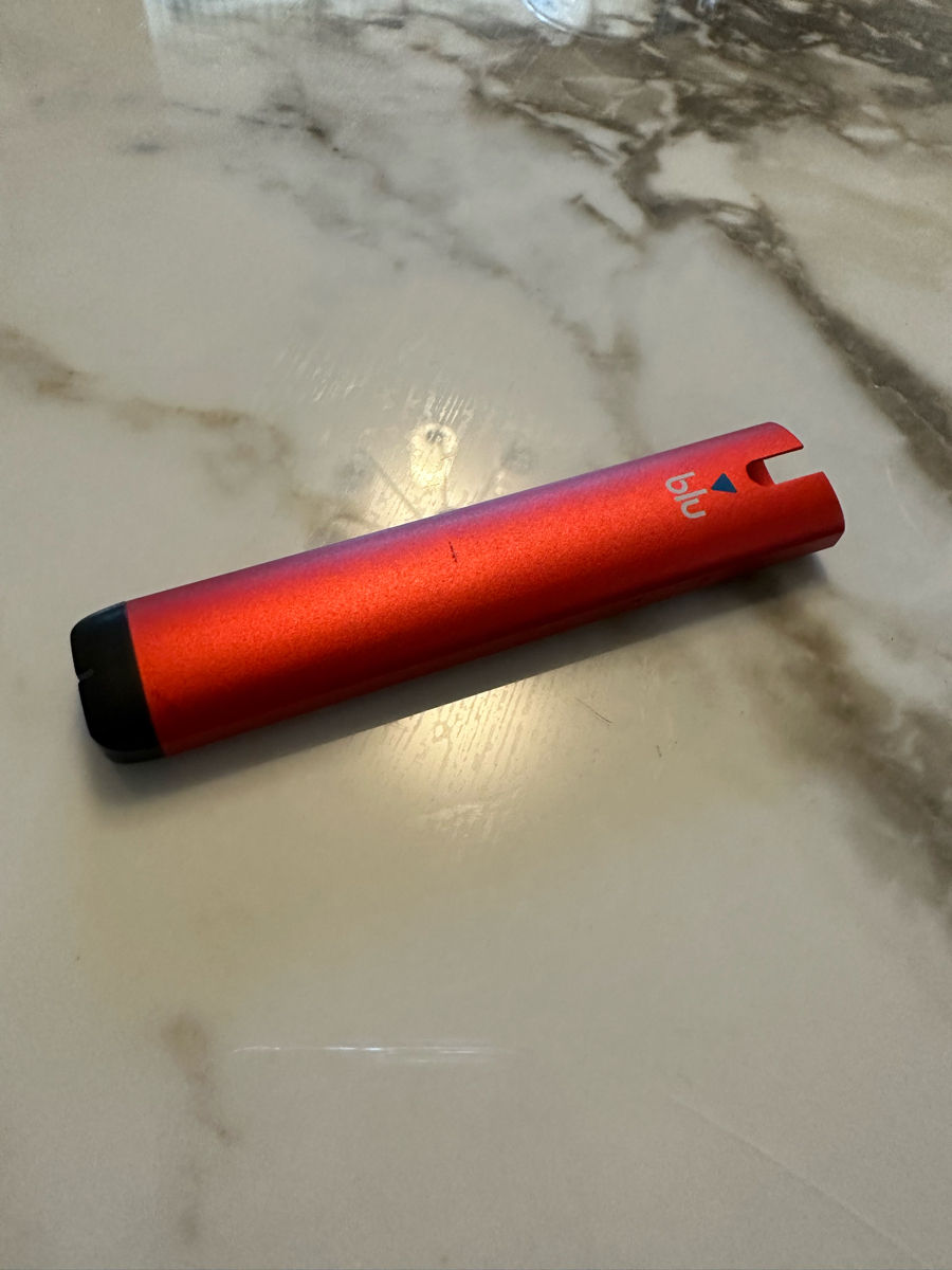 Tigari electronice fara cartuse Blu, Vype