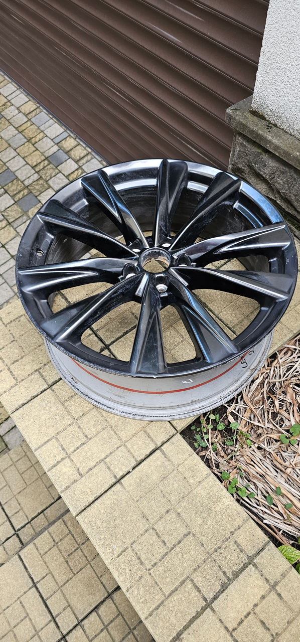 Vind un (1) disc pentru Lexus R20, 4261A78210, 4261A78220, 4261178170 ...