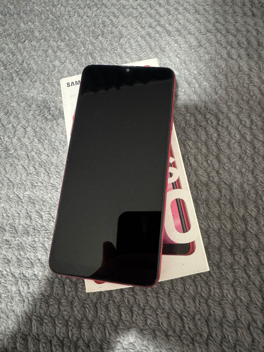 Продам Samsung A20s