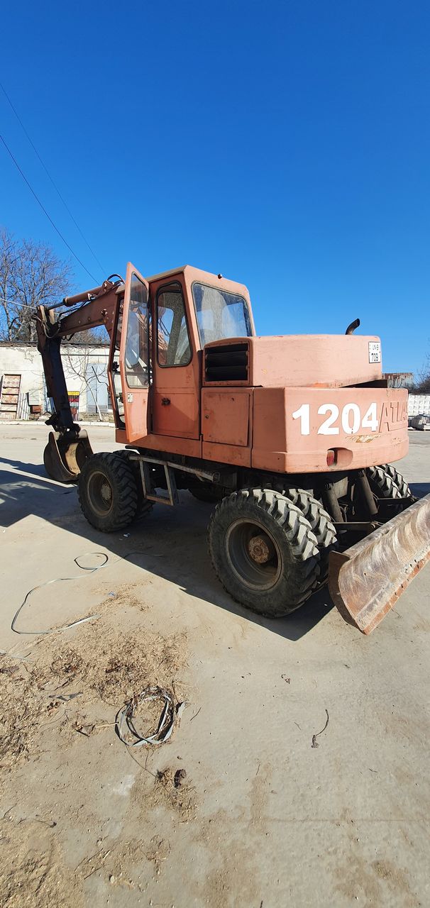 Se vinde sau se da la schimb excavator Atlas 1204